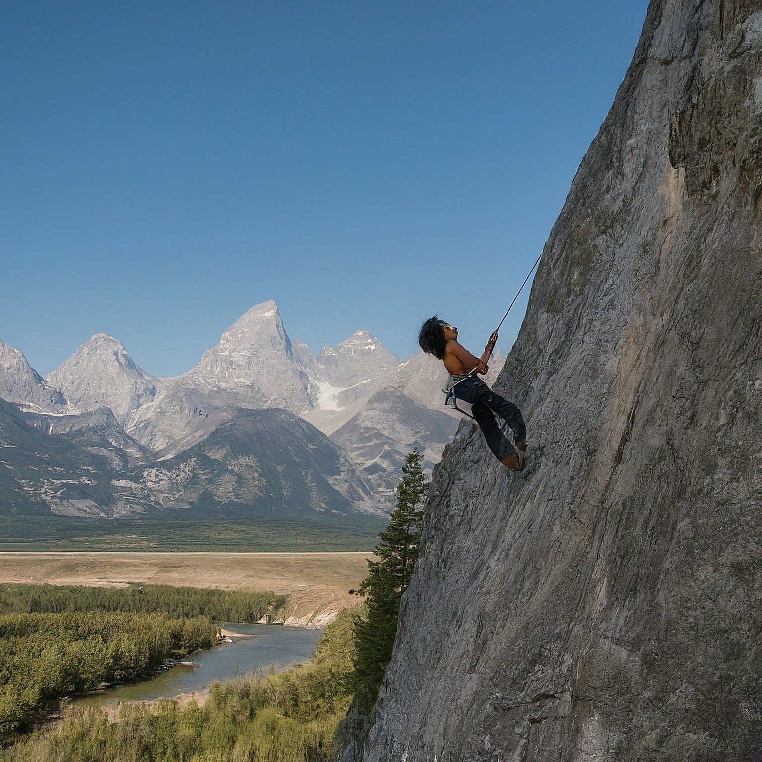 Scaling New Heights: A Climber’s Guide to the 8 Mountains